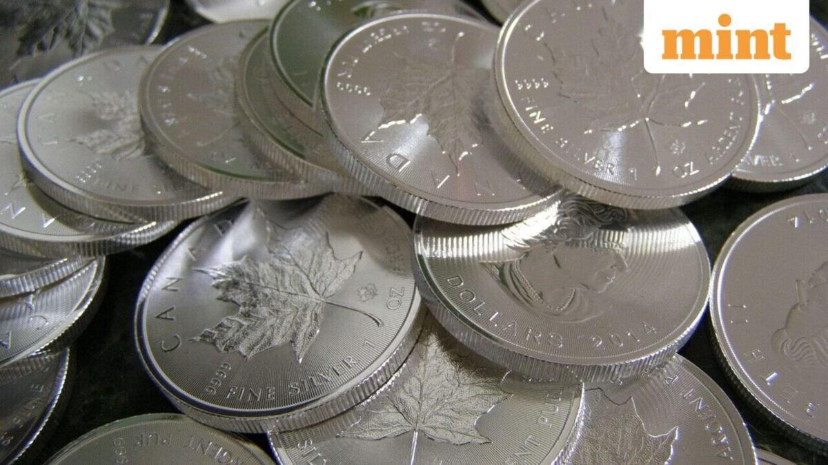 Silver rate today LIVE: MCX silver prices rally 6% on US-Venezuela ...